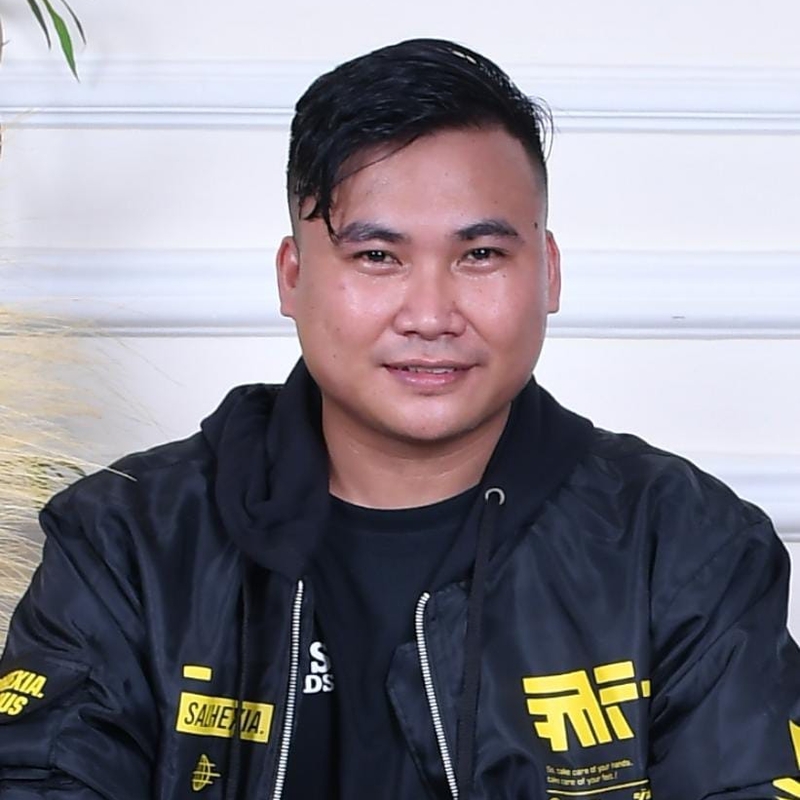 Pernikahan LAODE SUBAKTI AKBAR HAMKA, S.KOM dan WA ODE ATO, S.SOS